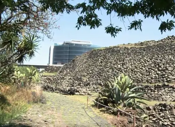 The Eruption of Xitle & the Destruction of Cuicuilco – Mexico Unexplained